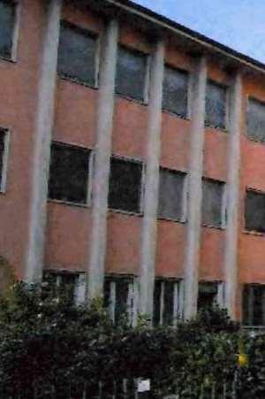 Negozio in vendita a Godiasco Salice Terme