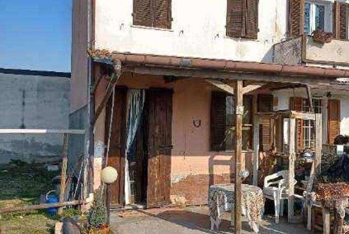 Appartamento in vendita a Bastida Pancarana