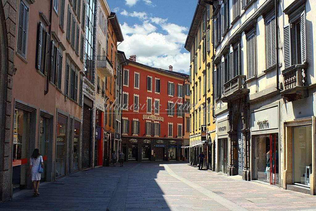 Appartamento in vendita a Bergamo