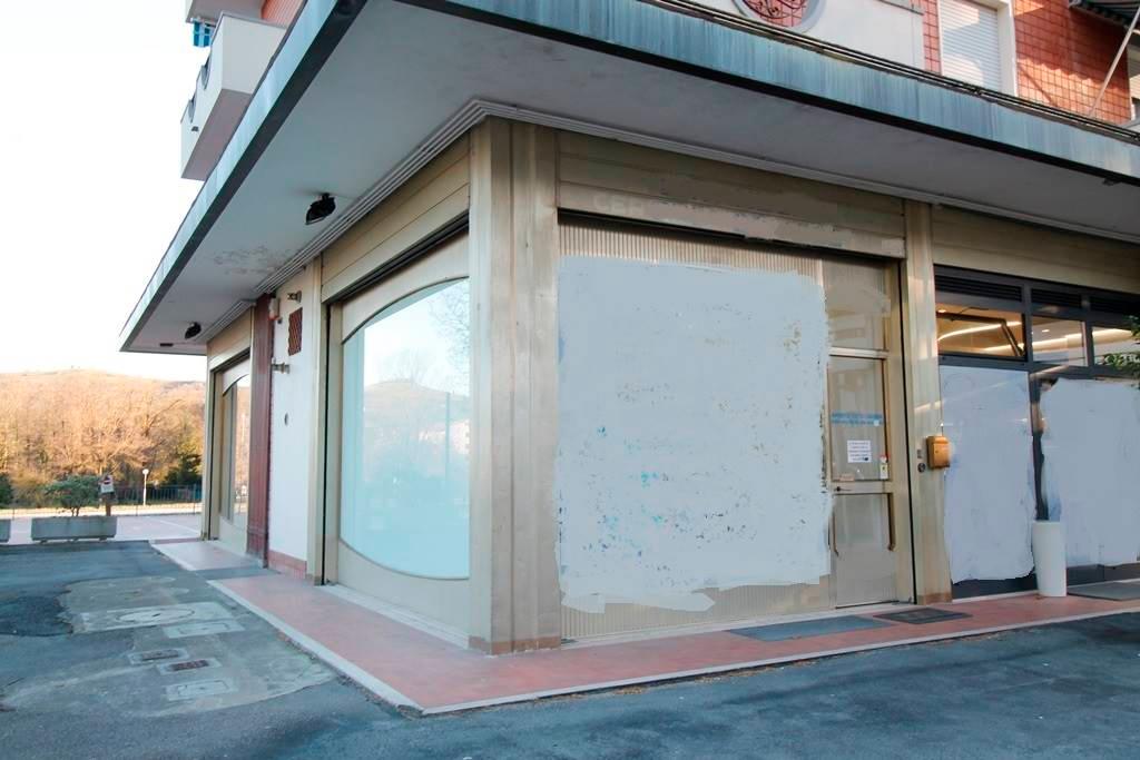 Negozio in vendita a Castrocaro Terme