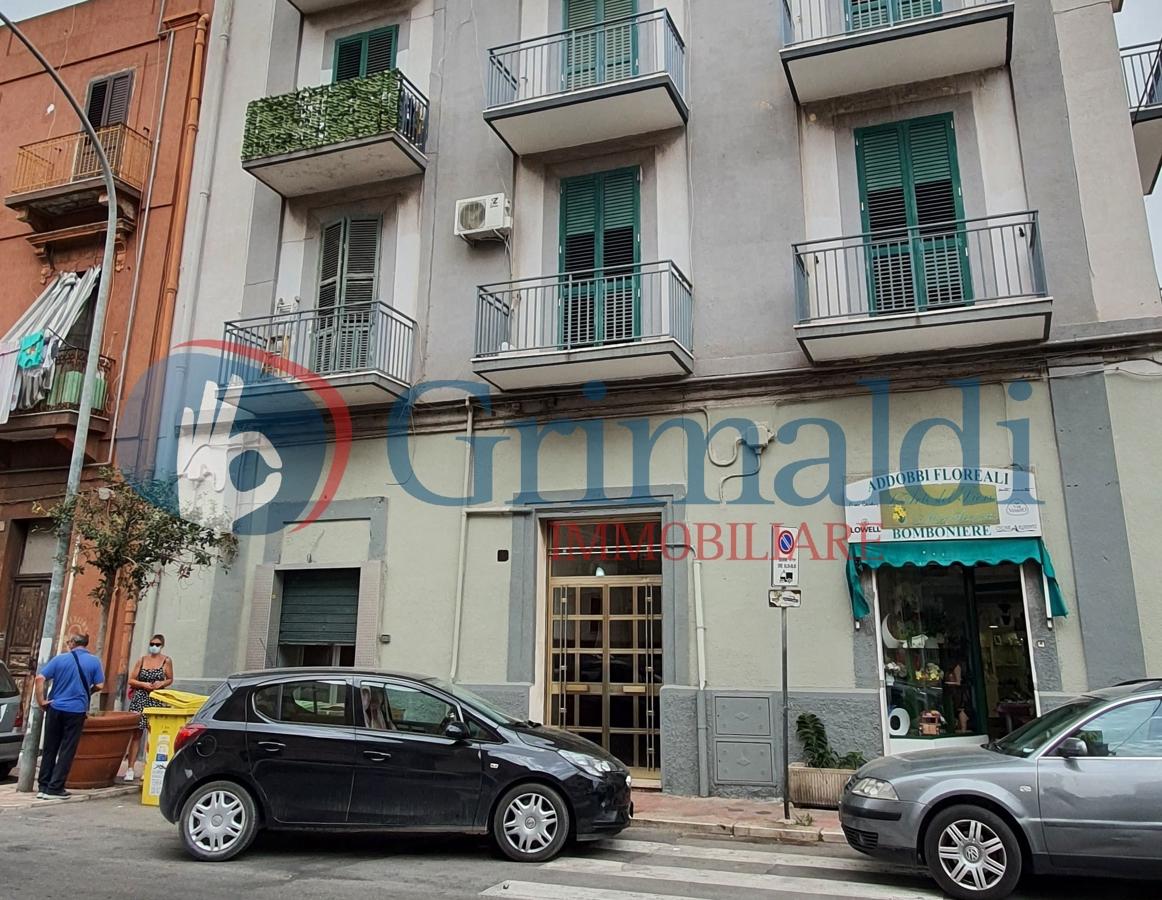 Negozio in vendita a Taranto