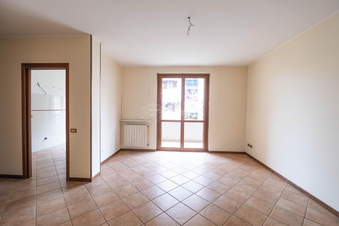 Quadrilocale in Via dell'Euro, Trecate