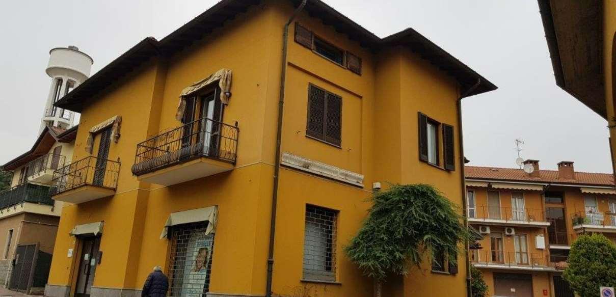 Negozio in vendita a Lesmo