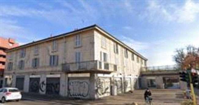 Negozio in vendita a Arcore