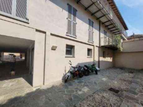 Garage - Posto auto in vendita a Binasco