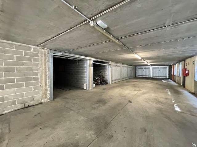 Garage - Posto auto in vendita a Villasanta