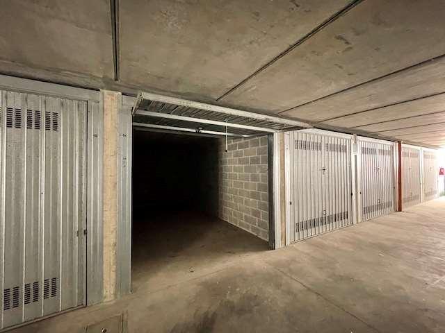Garage - Posto auto in vendita a Villasanta