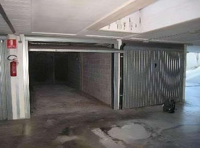 Garage - Posto auto in vendita a Ornago