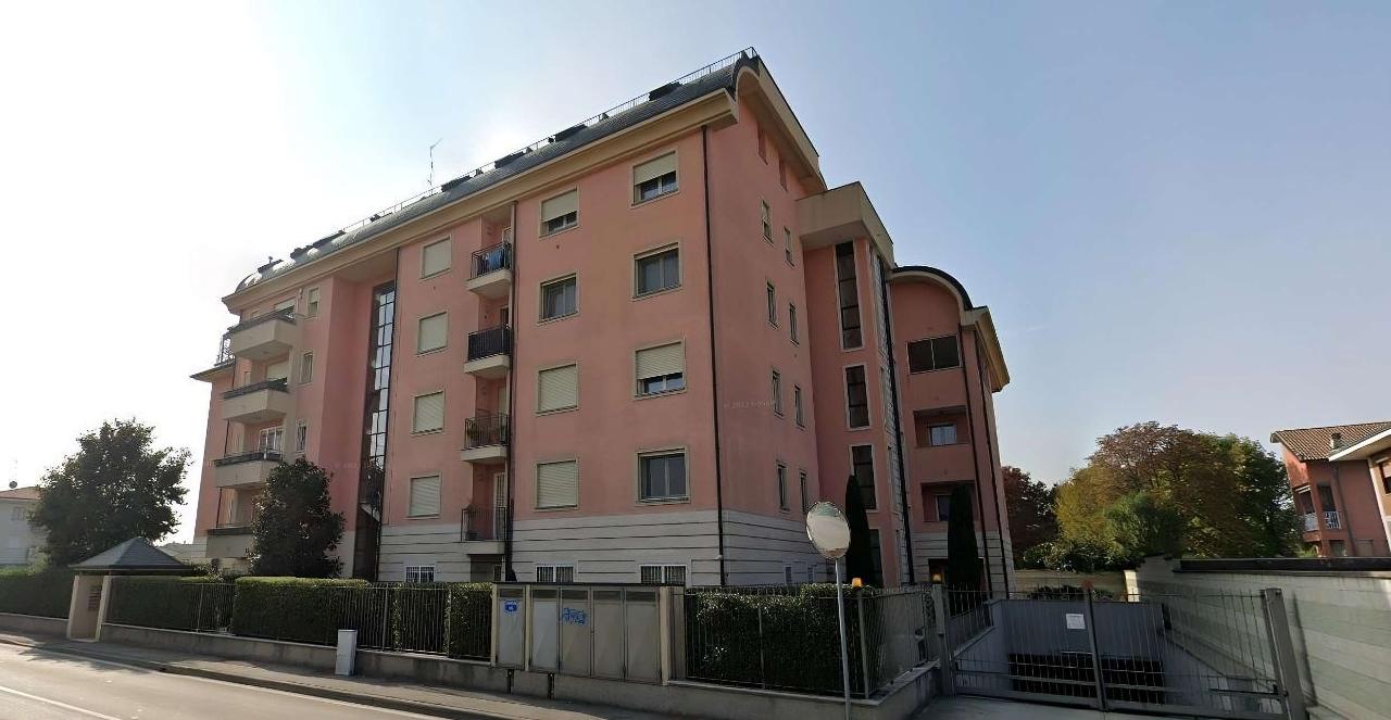 Garage - Posto auto in vendita a Brugherio