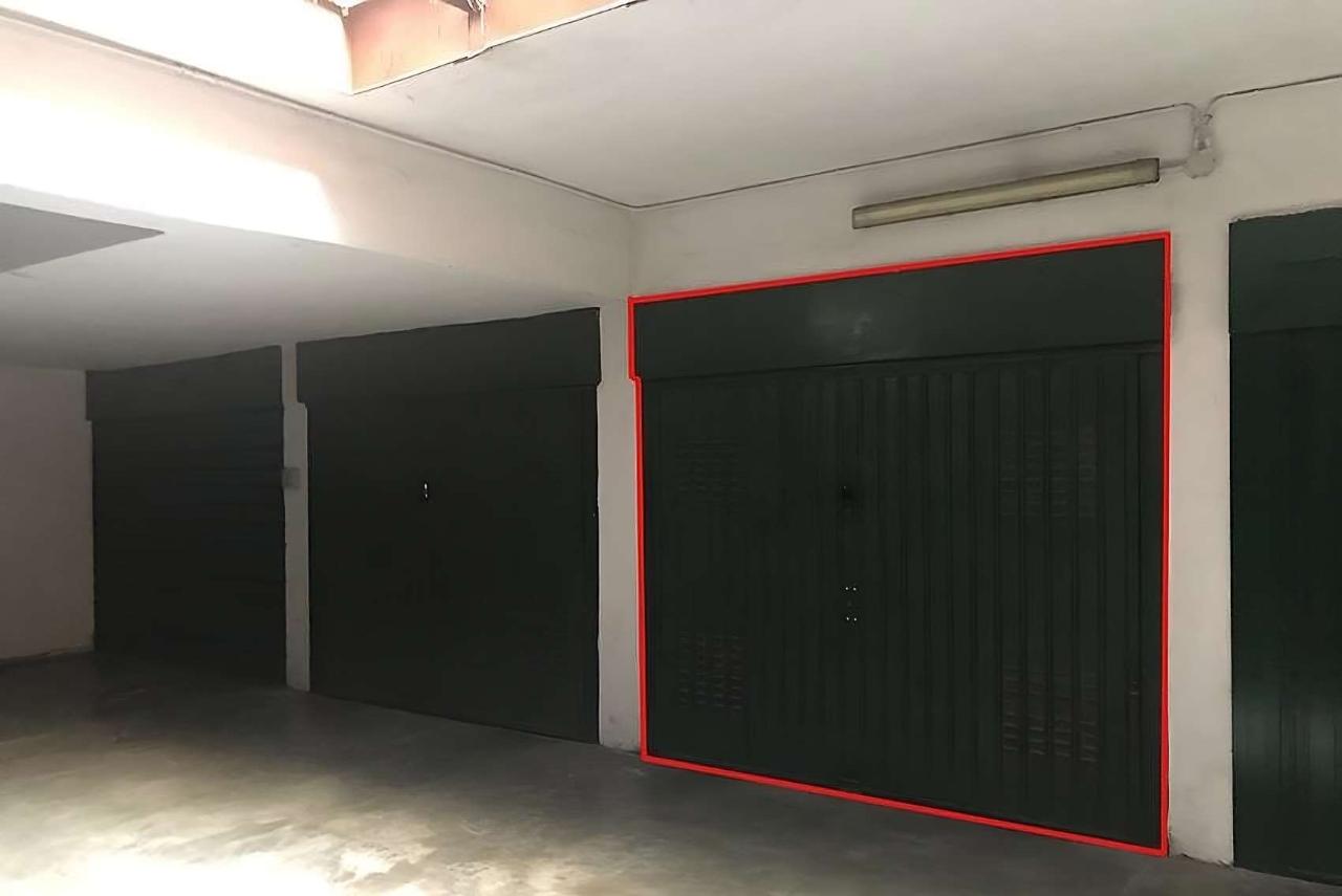 Garage - Posto auto in vendita a Sesto San Giovanni