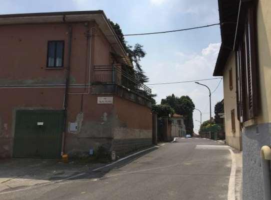 Appartamento in vendita a Besana In Brianza