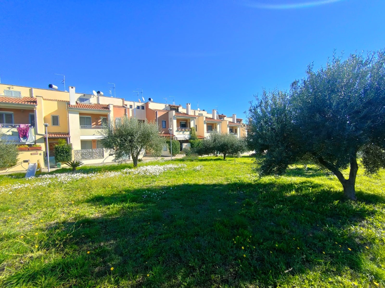 Villa a schiera in vendita a Albano Laziale