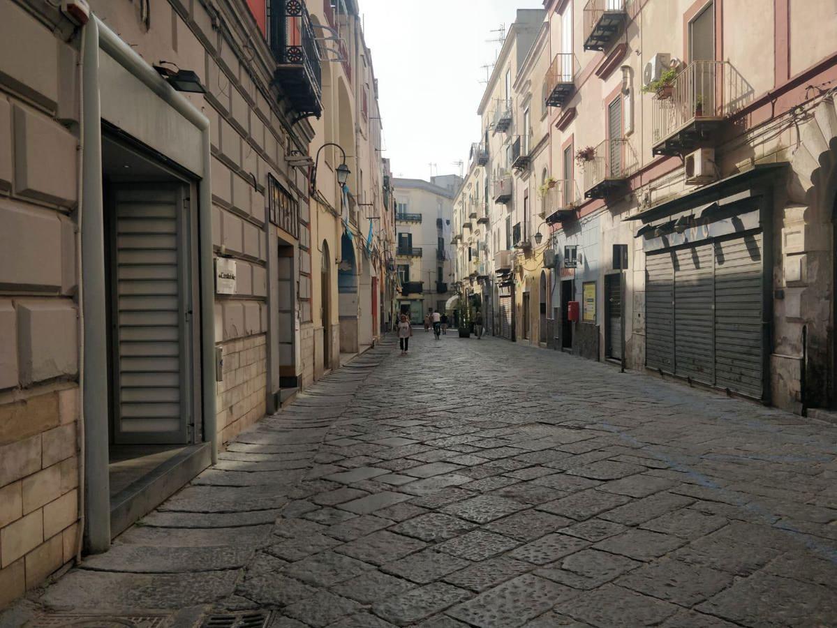 Negozio in affitto a Bacoli