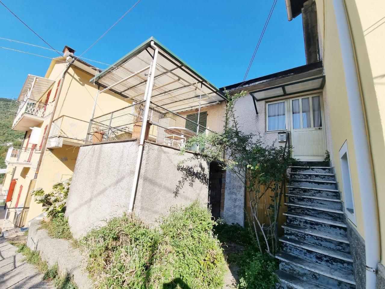 Casa indipendente in vendita a Neirone