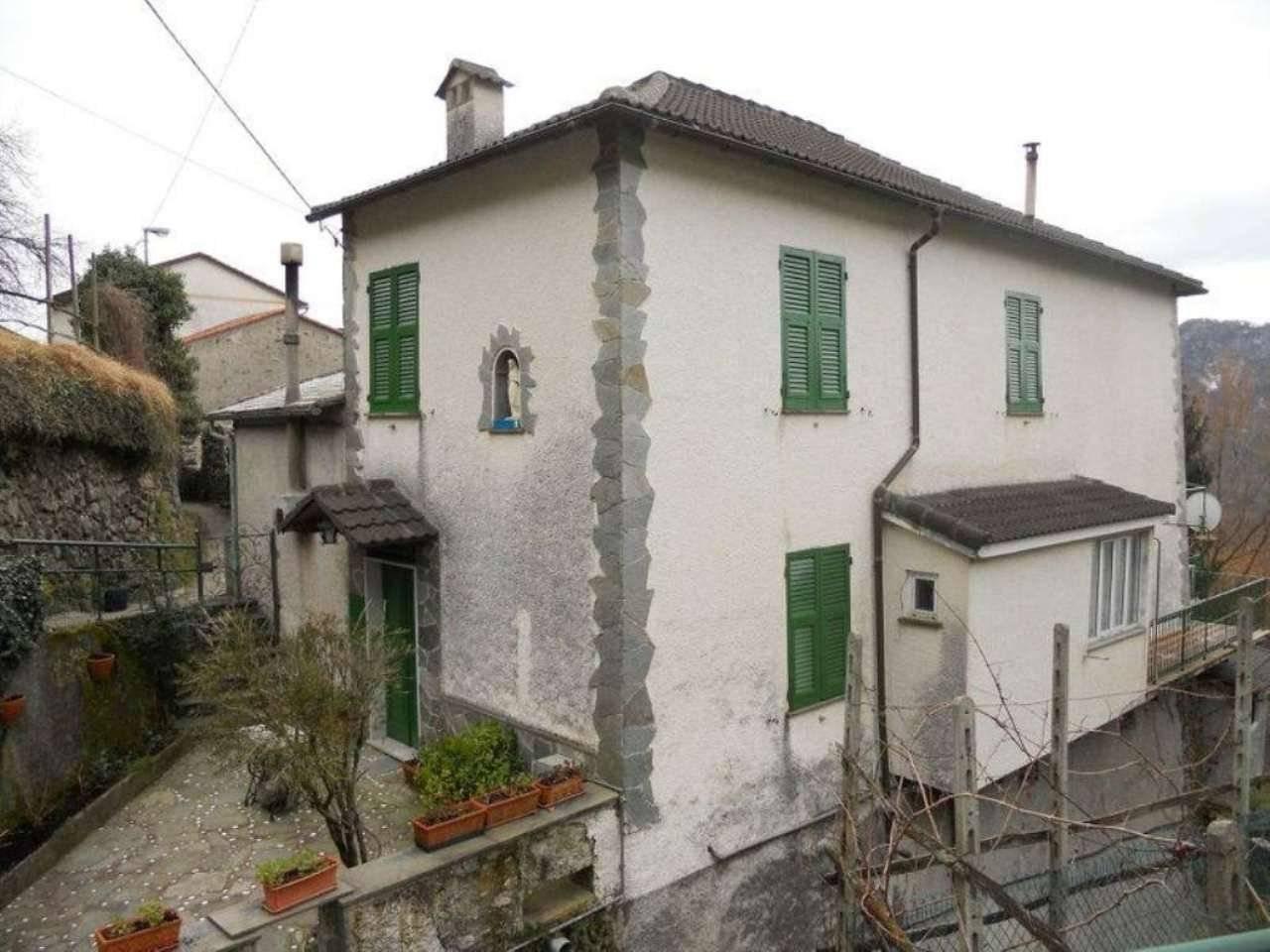 Casa indipendente in vendita a Neirone