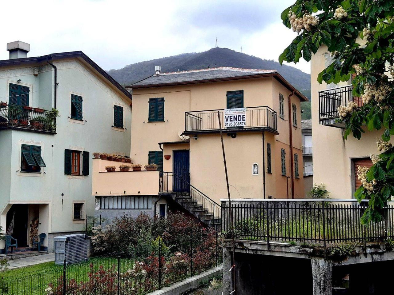 Casa indipendente in vendita a Moconesi