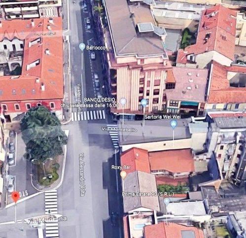 Locale commerciale in affitto a Busto Arsizio