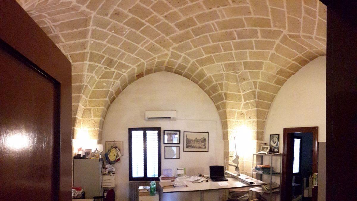 Ufficio in affitto a Manduria