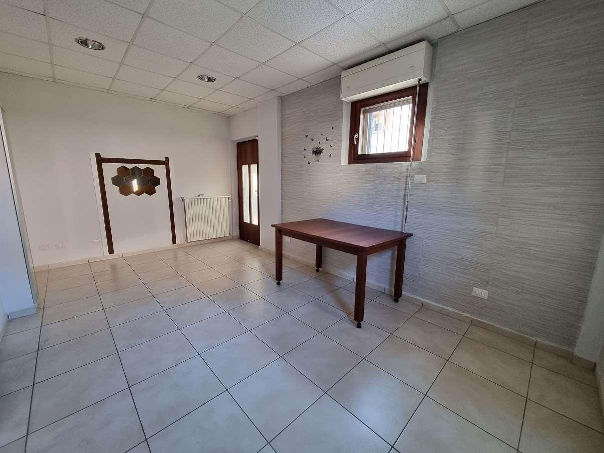 Appartamento in vendita a Limbiate