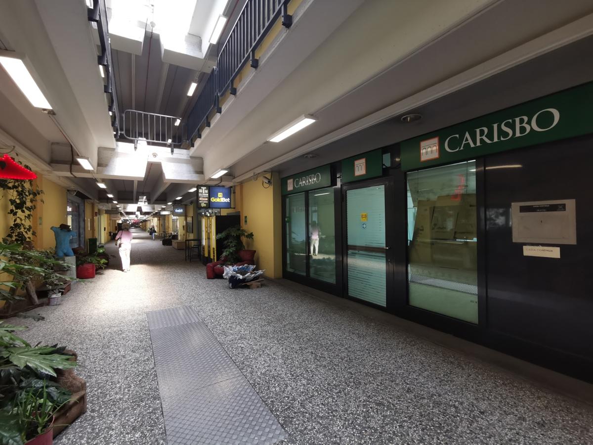 Palazzina commerciale in vendita a Argelato