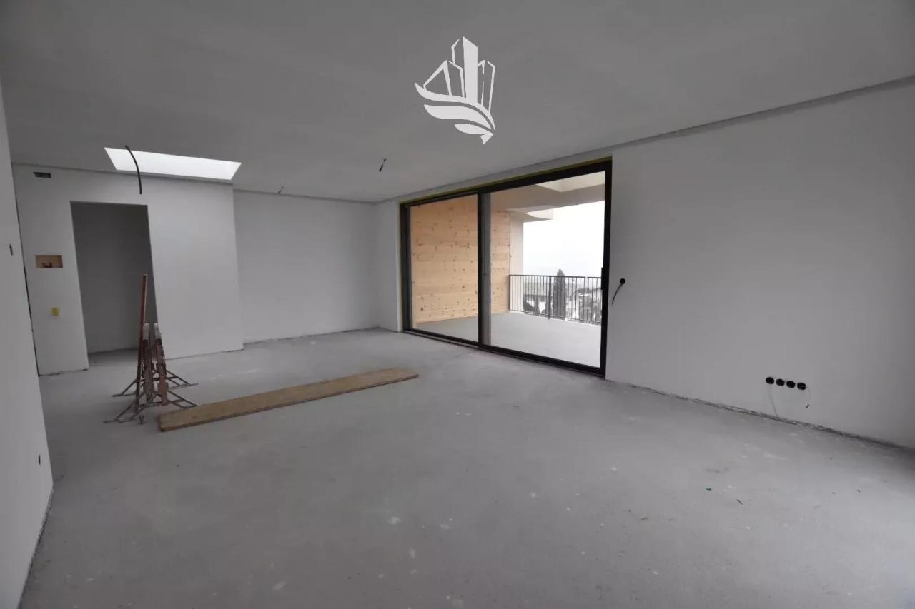 Attico, Caldaro sulla strada del vino