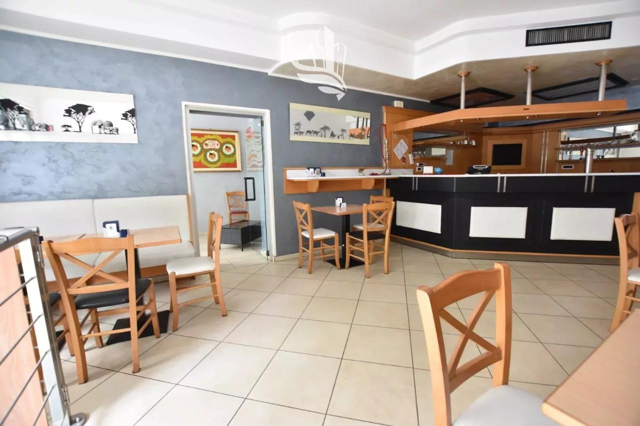 Locale commerciale in vendita a Bolzano