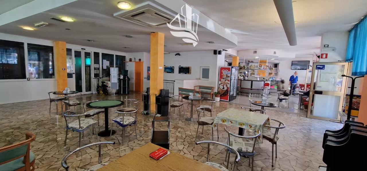 Locale commerciale in vendita a Bolzano