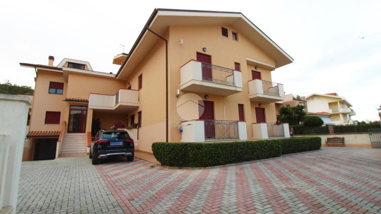 Appartamento in vendita a Pineto