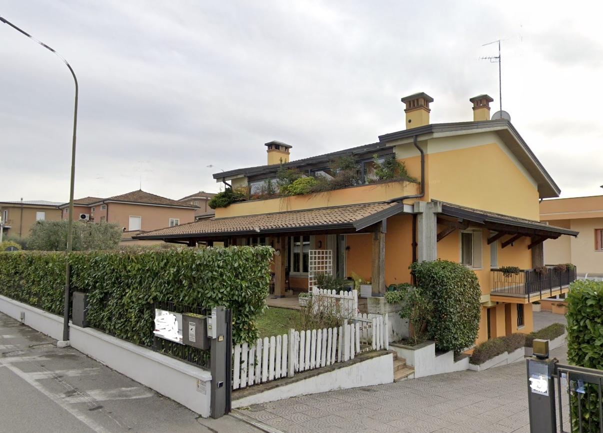 Villa in vendita a Desenzano Del Garda