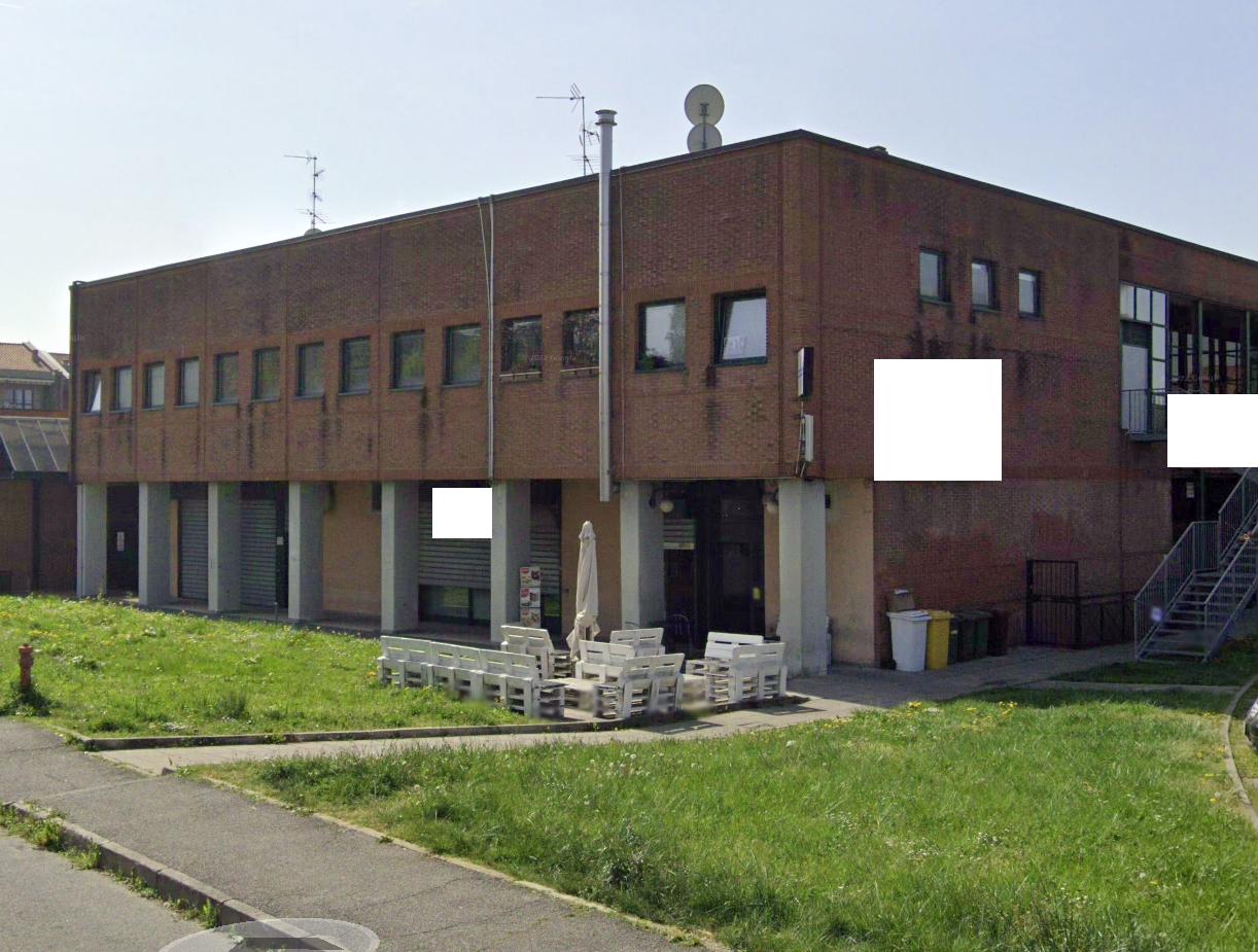 Negozio in vendita a Verano Brianza