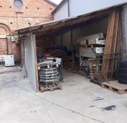 Capannone in vendita a Casalbuttano Ed Uniti