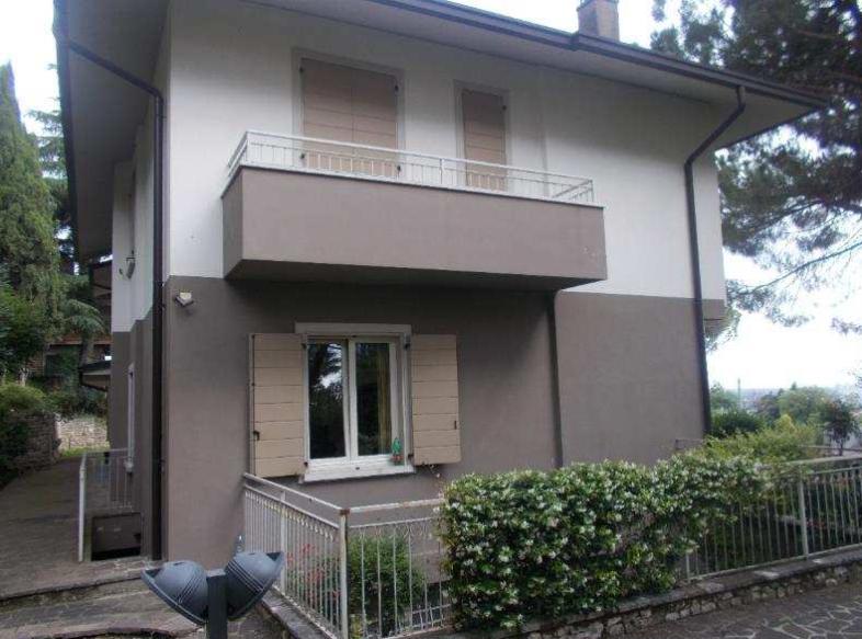 Villa in vendita a Brescia