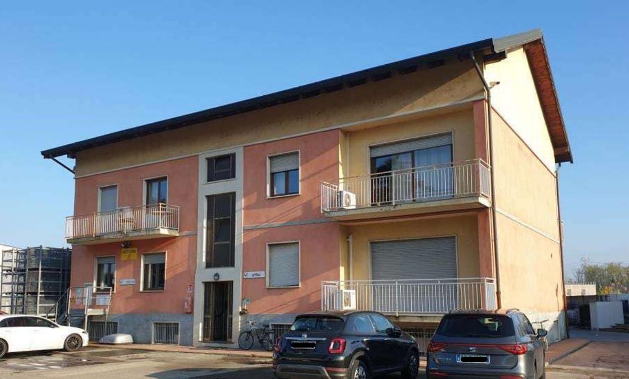 Ufficio in vendita a Limbiate