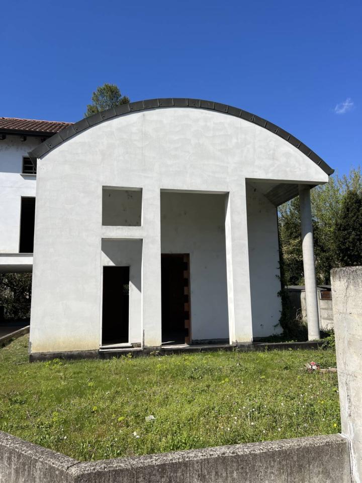 Villa bifamiliare in vendita a Monticelli D'Ongina