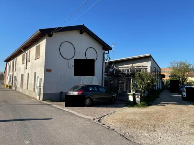 Casa indipendente in vendita a Carbonara Al Ticino