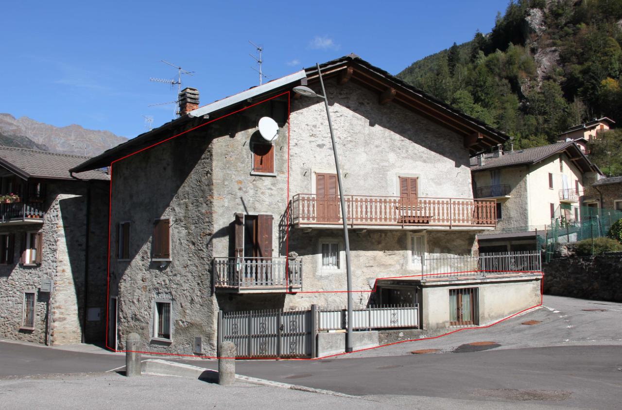 Casa indipendente in vendita a Gandellino