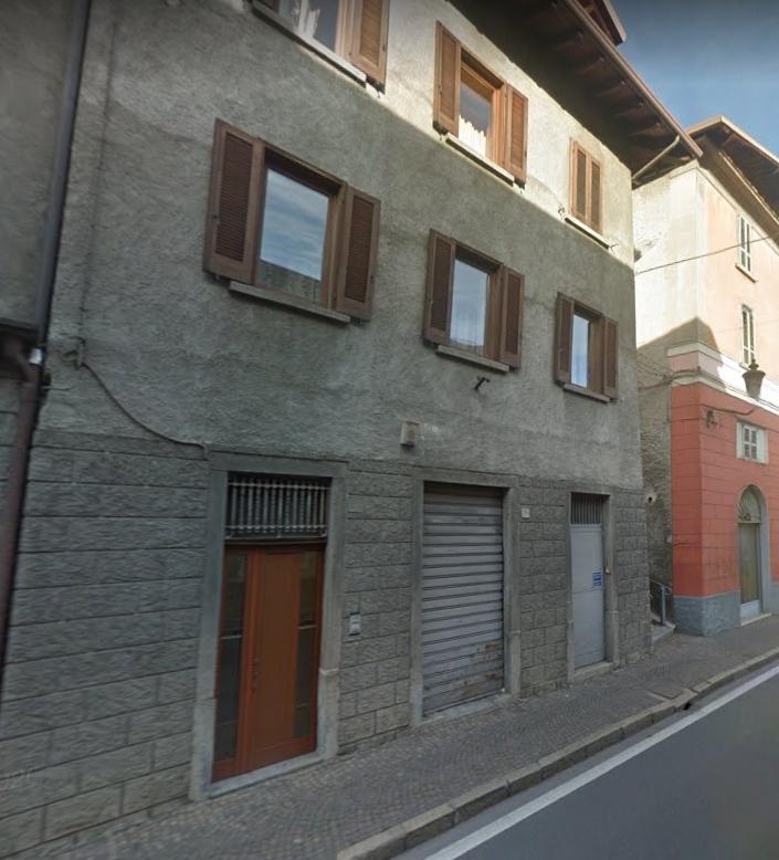 Palazzo in vendita a Edolo
