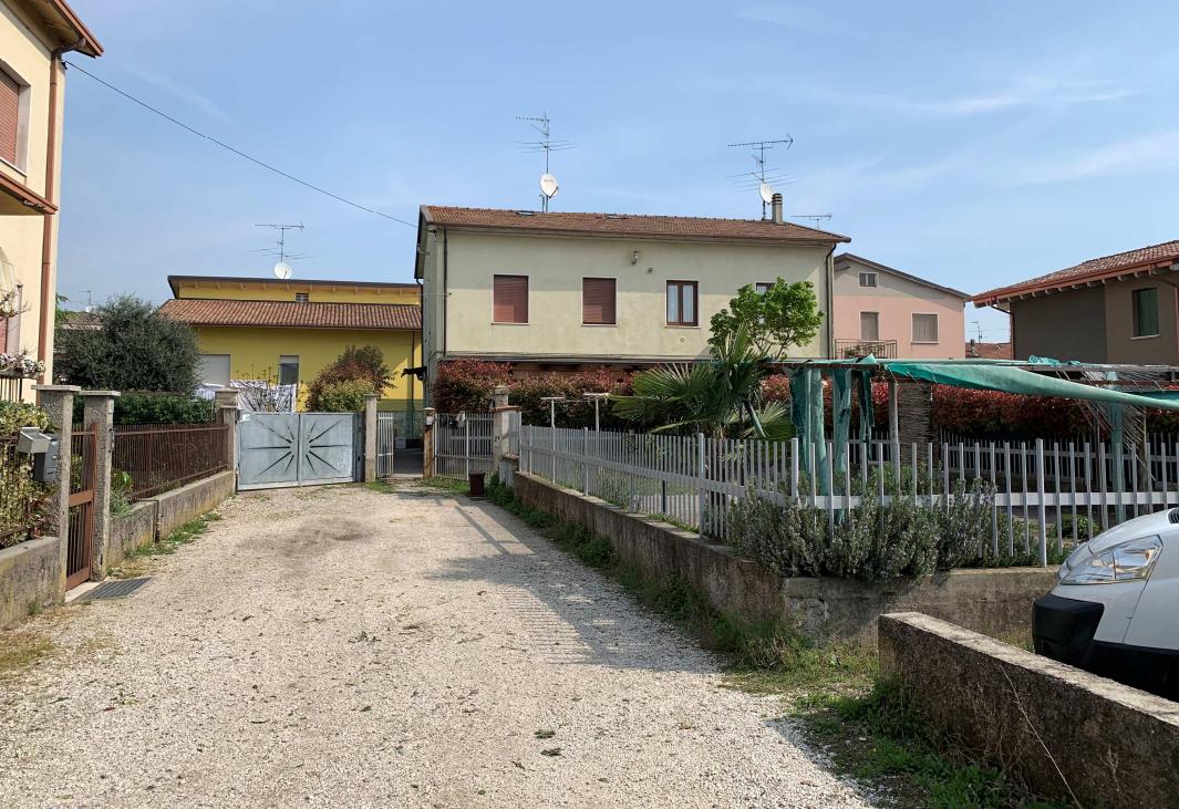 Appartamento in vendita a Castiglione Delle Stiviere