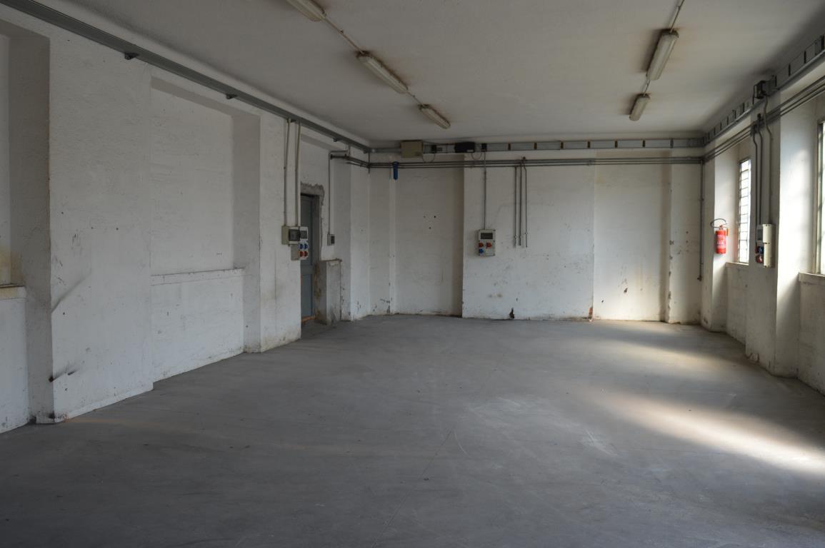 Laboratorio in affitto a Arosio