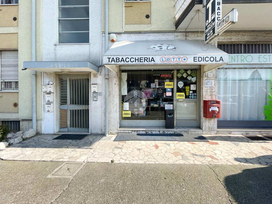 Negozio in affitto a Rezzato