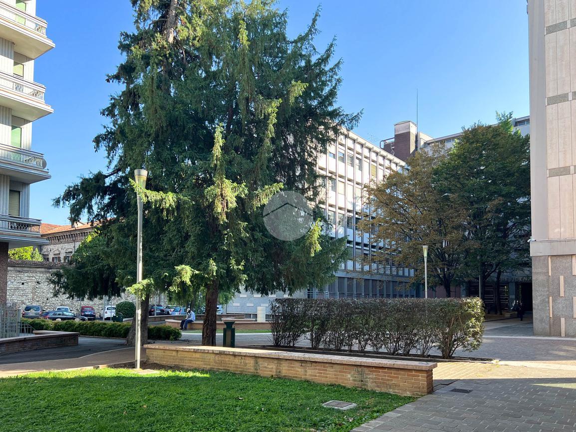 Ufficio in affitto a Brescia