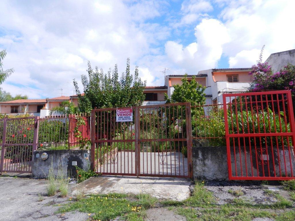 Villa a schiera in Via Leopoldo Cupido 10, Scalea
