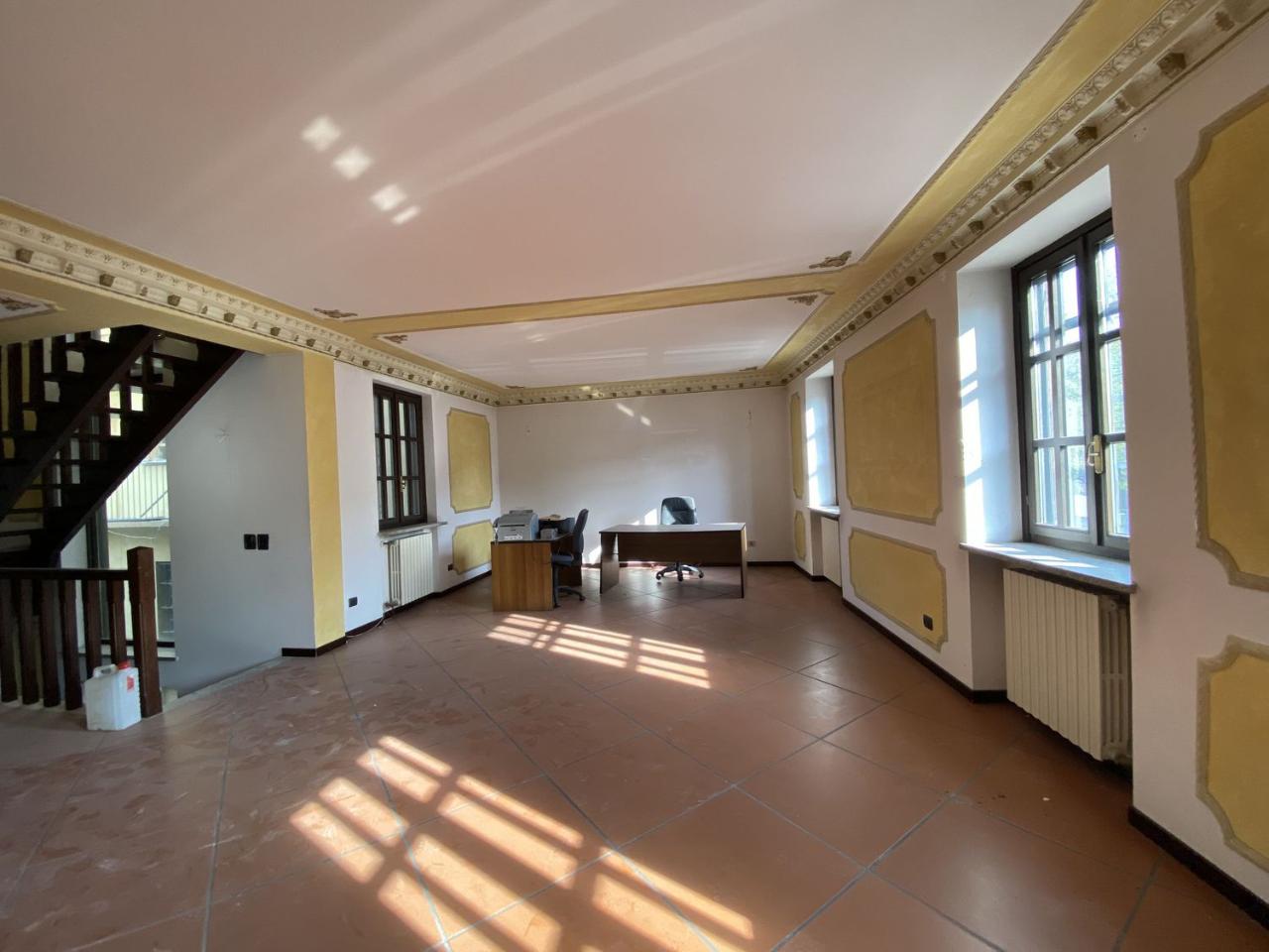 Villa in vendita a Galliate