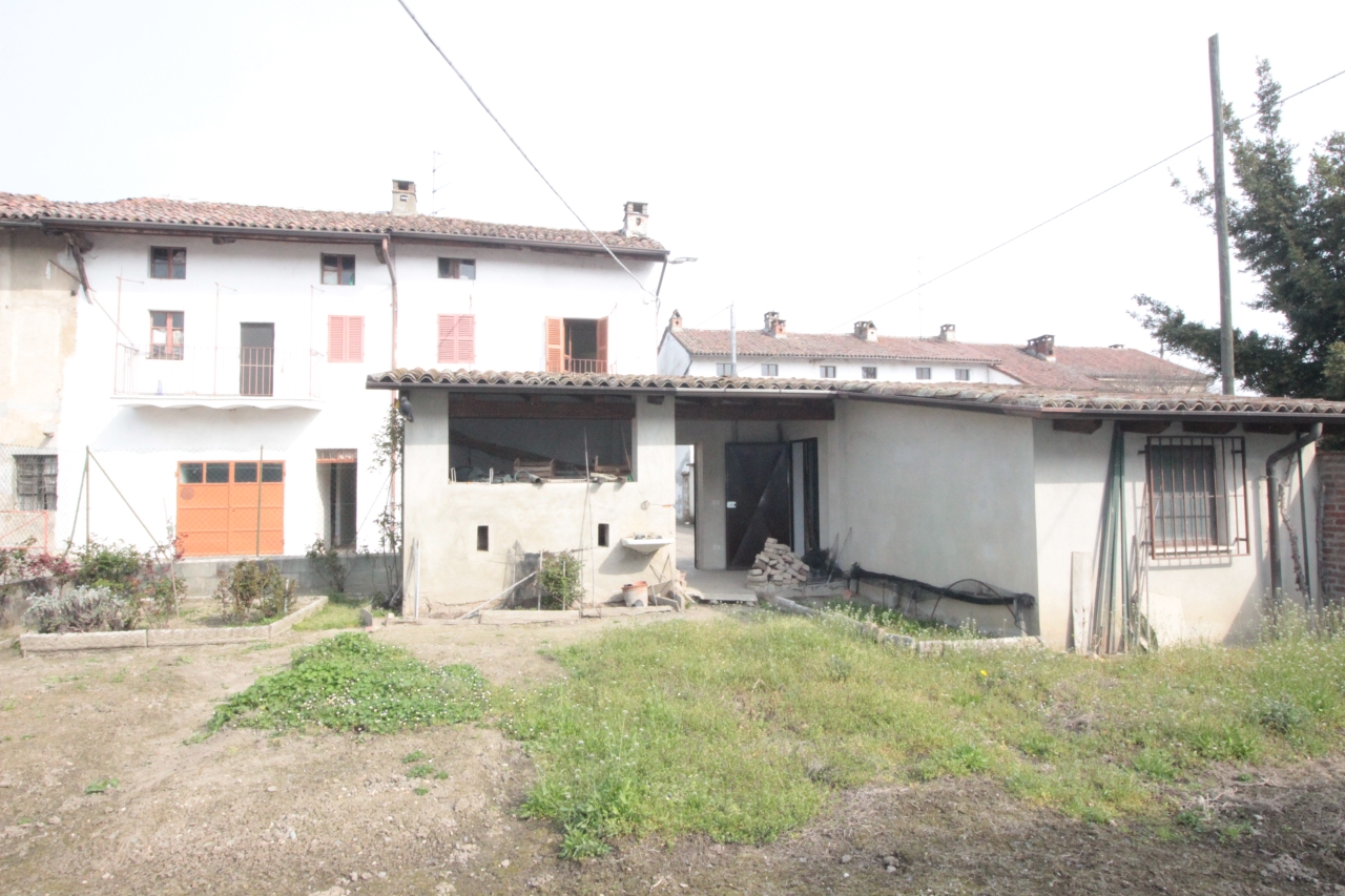 Casa indipendente in vendita a Morano Sul Po