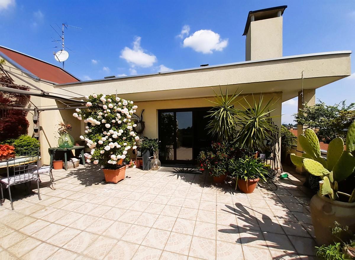 Attico in Viale Toselli, Legnano