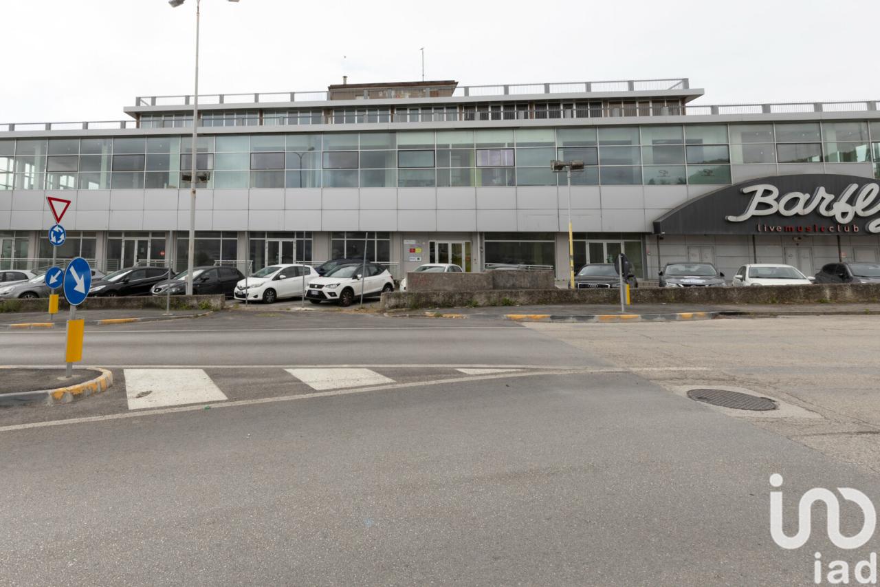 Negozio in vendita a Ancona