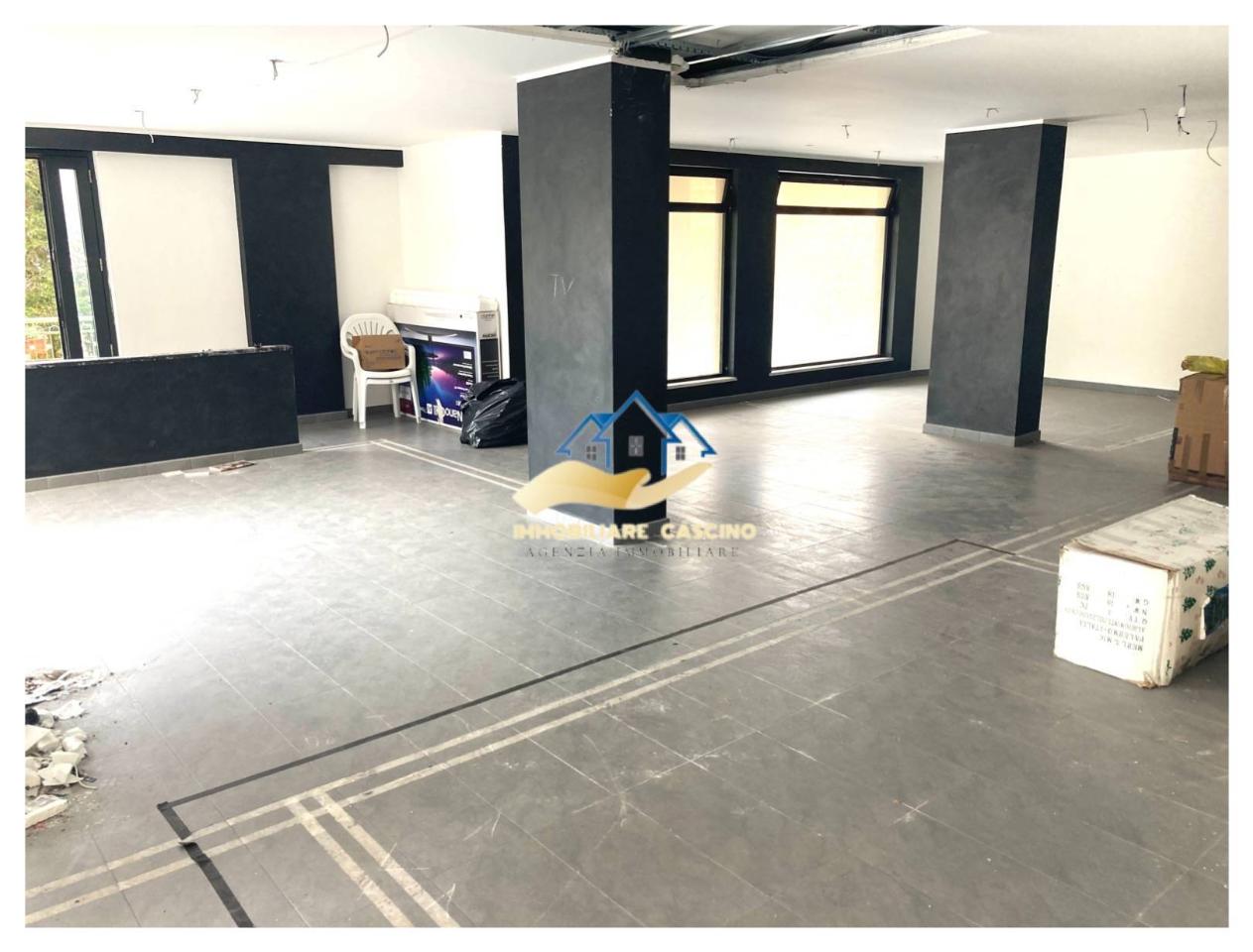 Locale commerciale in affitto a Casteldaccia