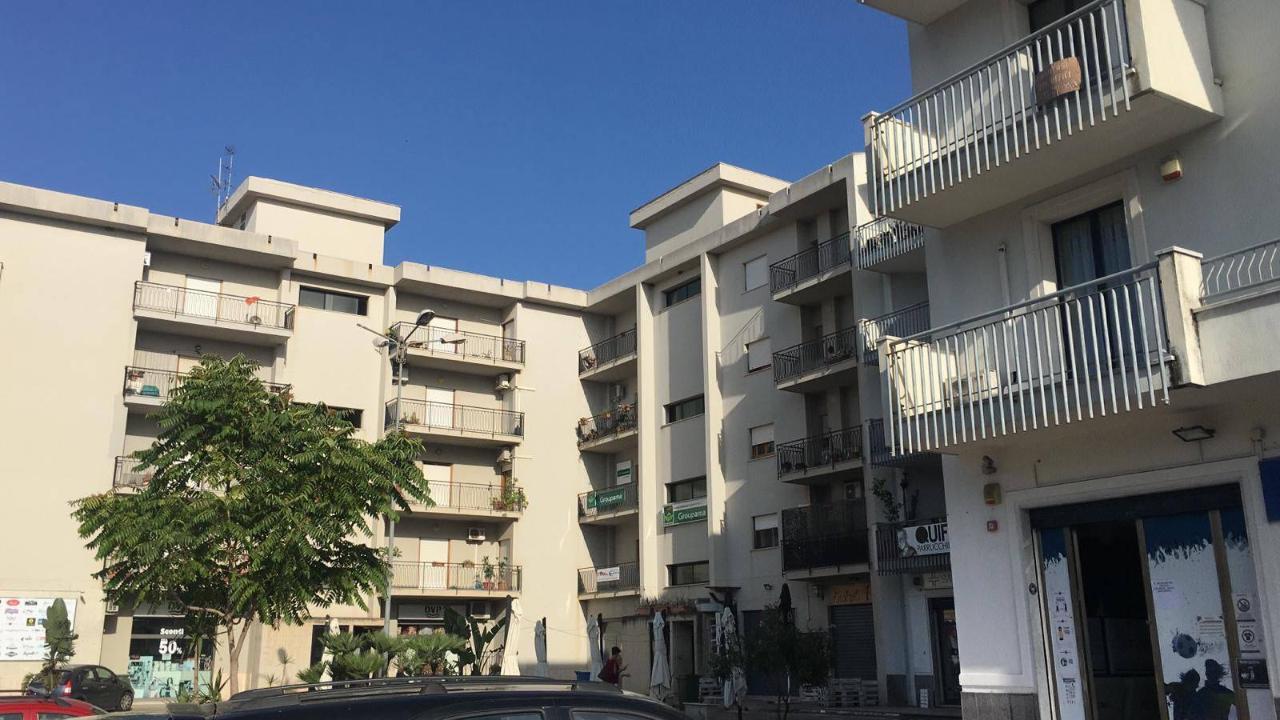 Locale commerciale in affitto a Bagheria