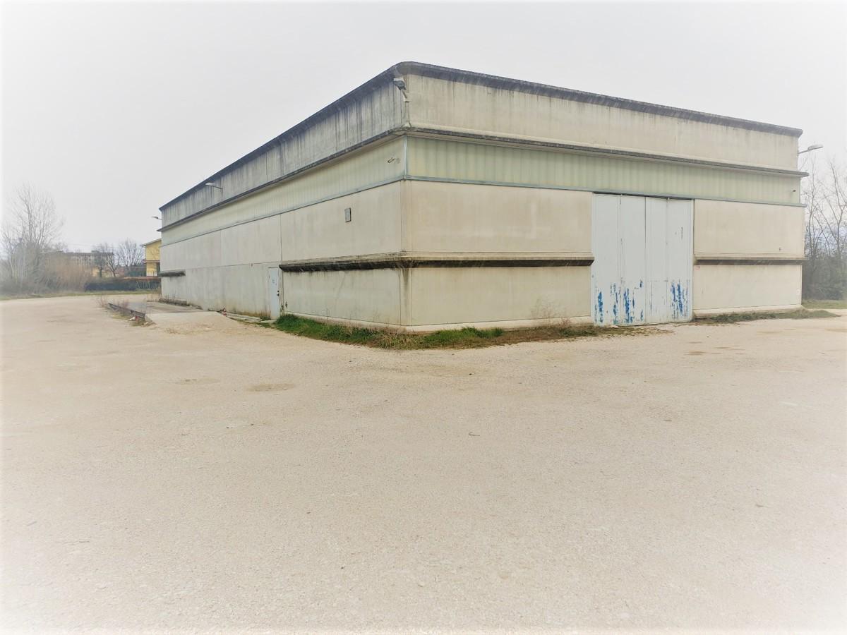 Capannone in vendita a Ceprano