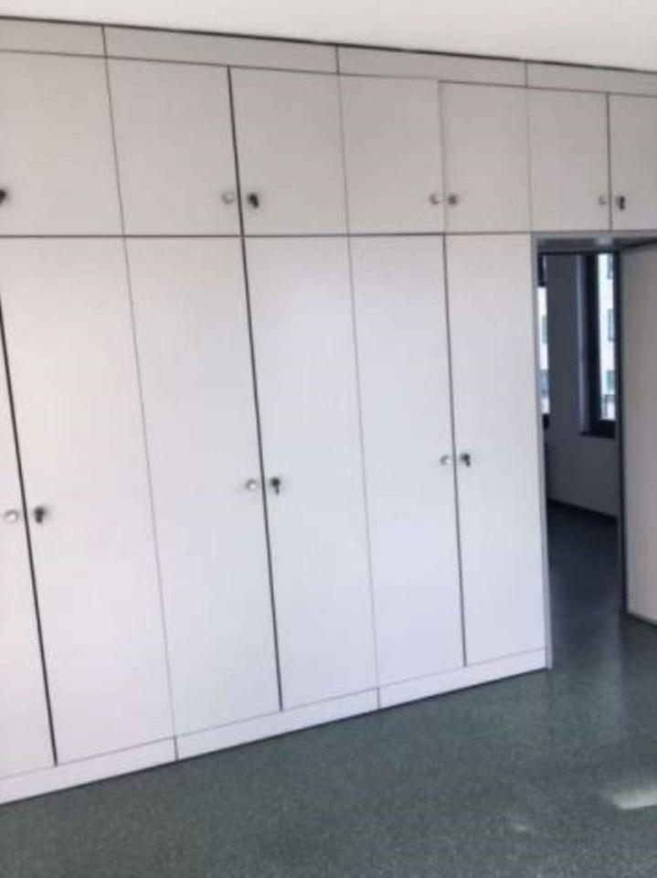 Ufficio in affitto a Vimercate